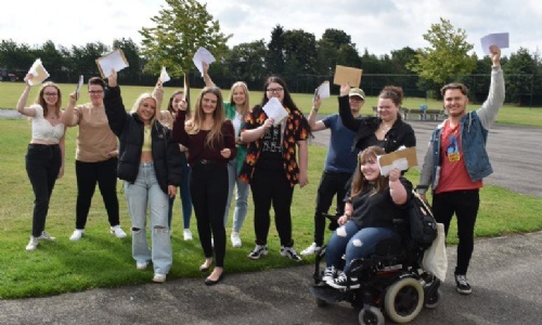 The Elizabethan Academy - Elizabethan Academy celebrates A level ...