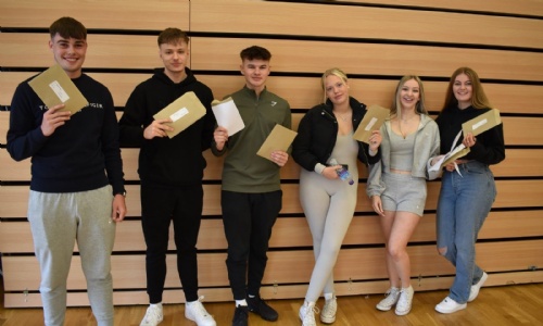 The Elizabethan Academy - The Elizabethan Academy celebrates A level ...